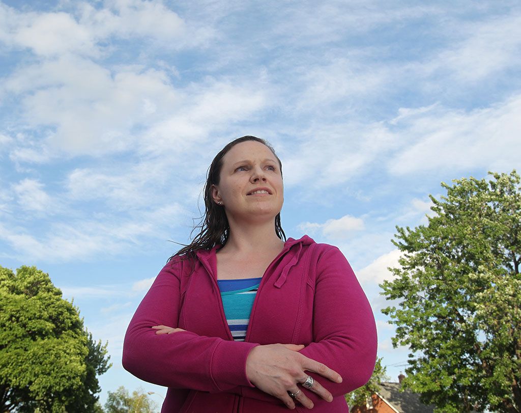 Blind Windsor woman needs $15,000 to see her sons for the first time ...