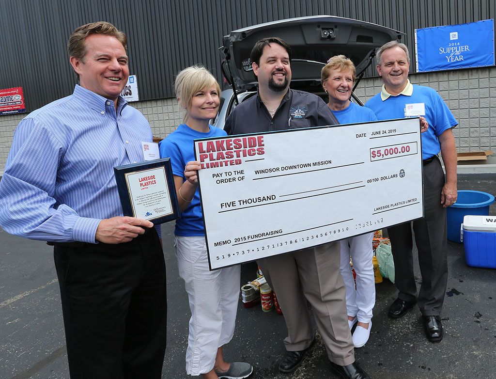 Downtown Mission gets timely $5,000 donation from Lakeside Plastics ...
