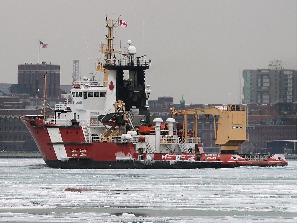 Coast guard begins annual ice-breaking operations | Windsor Star