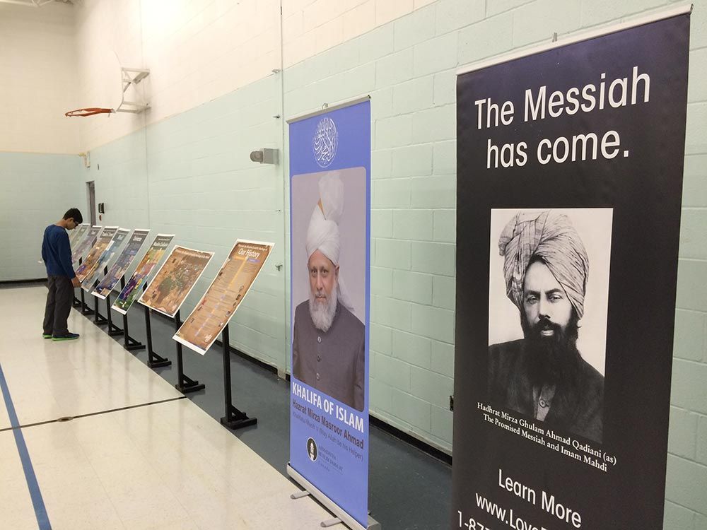 Windsor's smallest Muslim sect opens its doors | Windsor Star