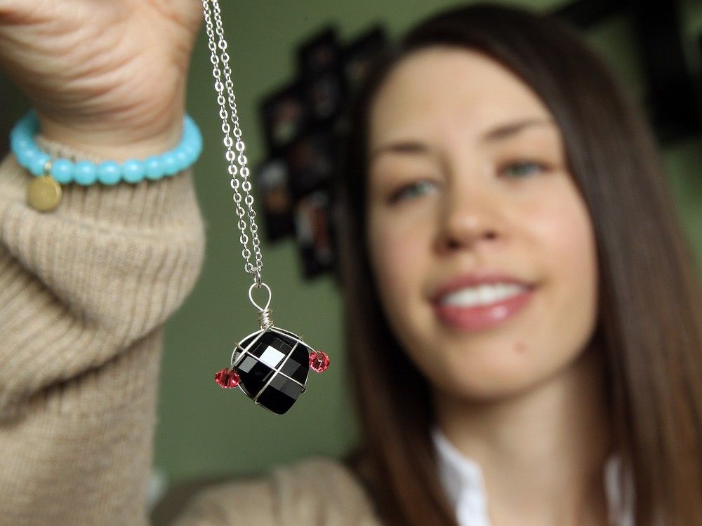 Windsor jewelry maker to talk about endometriosis, women's health ...