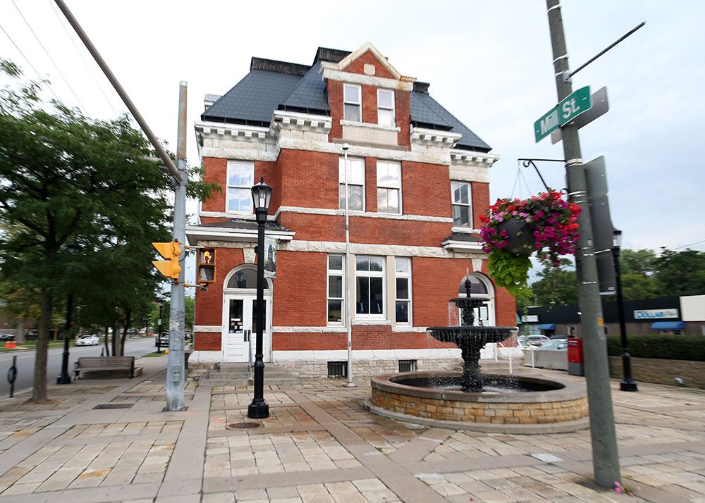 Irreplaceable Sandwich post office getting a $1-million makeover ...