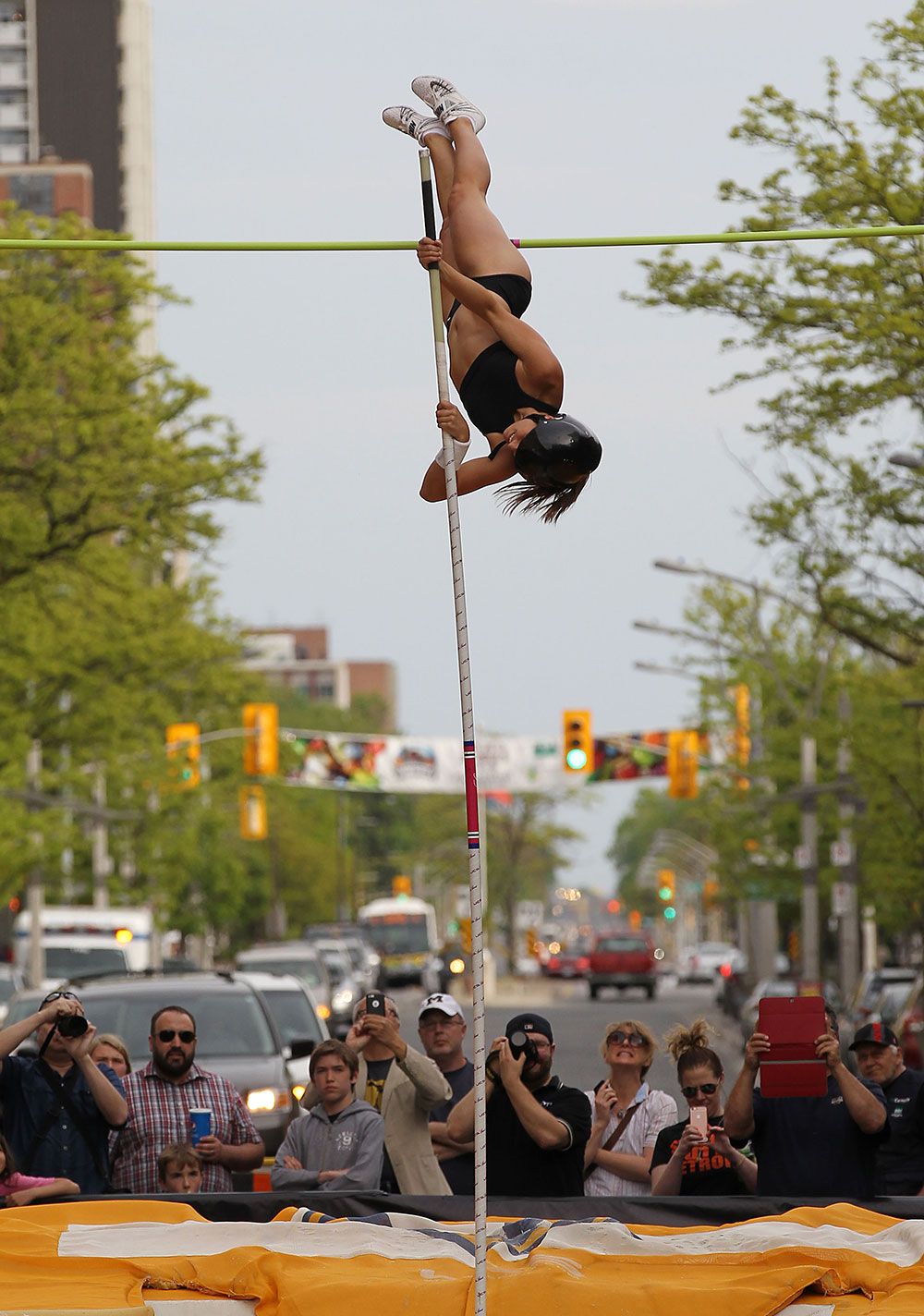 Athletes take flight over downtown Windsor | Windsor Star