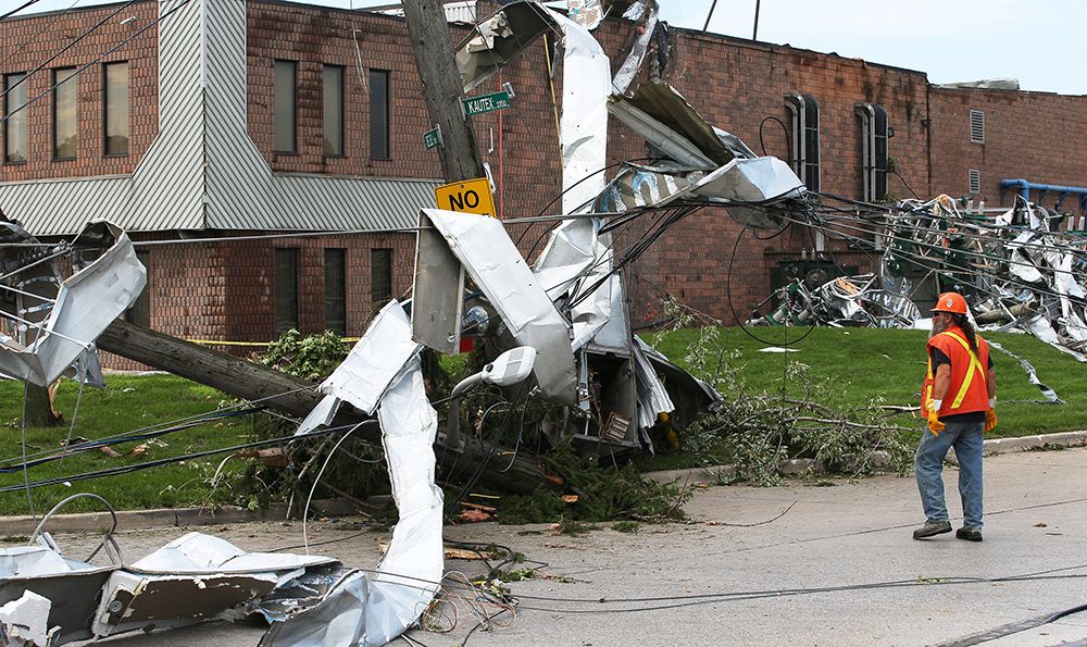 Windsor Tornado: Storm slams east Windsor | Windsor Star