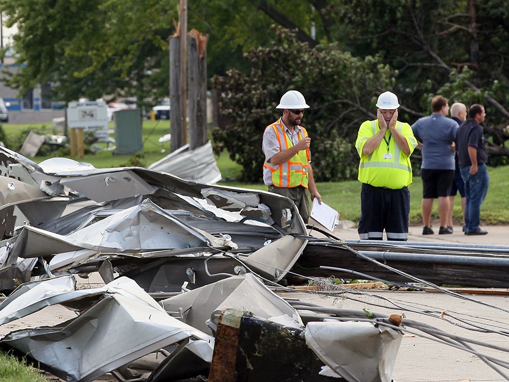 Windsor Tornado: Storm slams east Windsor | Windsor Star