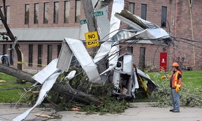 Windsor Tornado: Storm slams east Windsor | Windsor Star