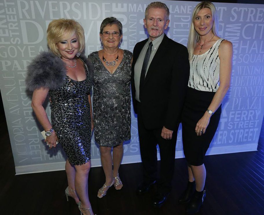 Windsor Star Around Town: Chic @ the City 2 Charity Chix fashion show ...