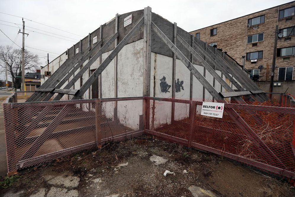 City may start tearing down vacant commercial buildings | Windsor Star