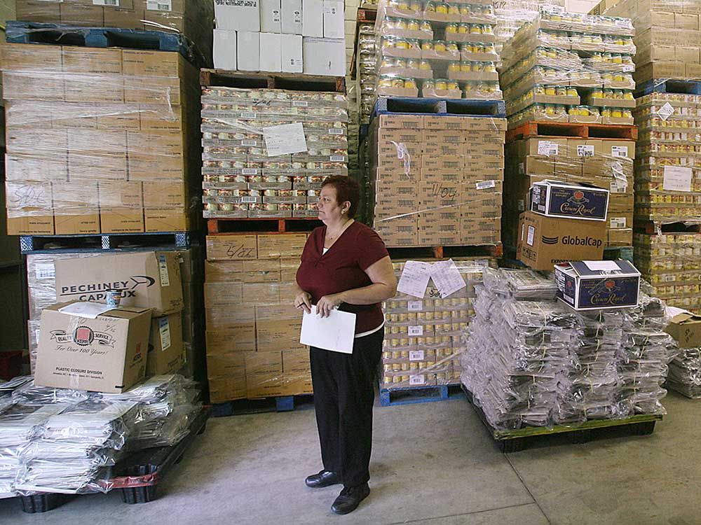 Community mourns death of Windsor Goodfellows leader Colleen Renaud ...