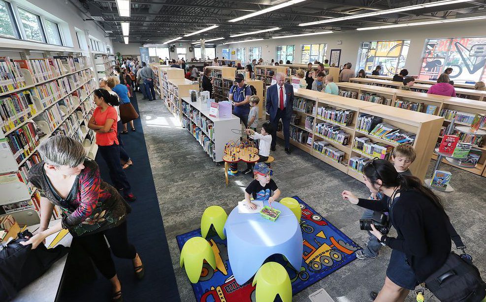 Windsor's automotive history finds home in new Chisholm library branch ...