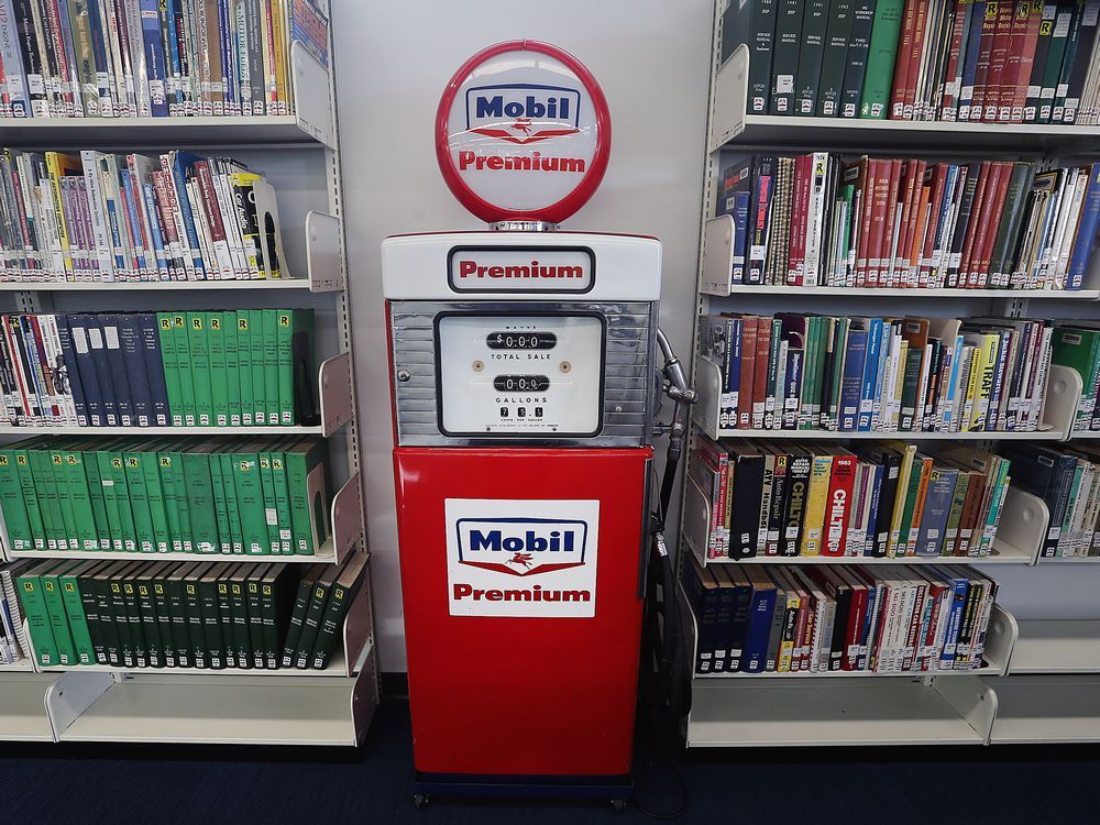 Windsor's automotive history finds home in new Chisholm library branch ...