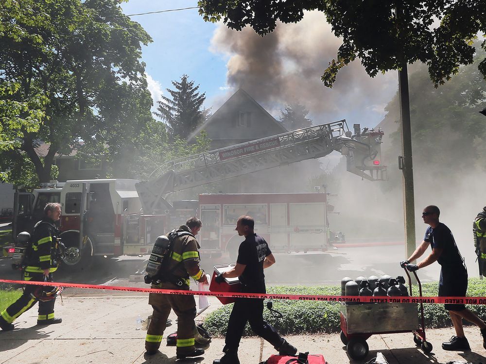 Residents safe from Walkerville house fire | Windsor Star
