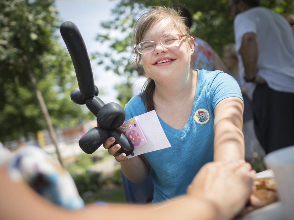 Dozens attend fun fair for autistic children, young adults | Windsor Star