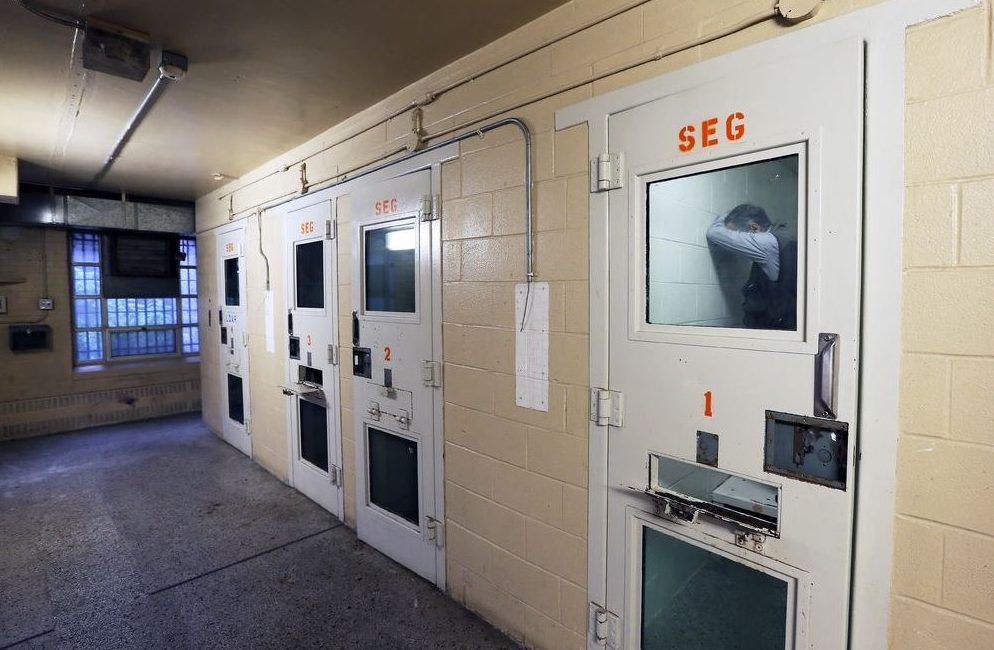 Windsor jail put up for sale, city officials stay on sidelines — for ...