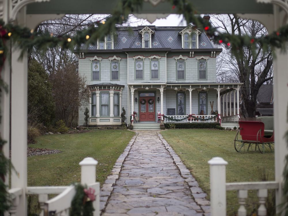 Amherstburg residents open their homes for holiday house tours ...