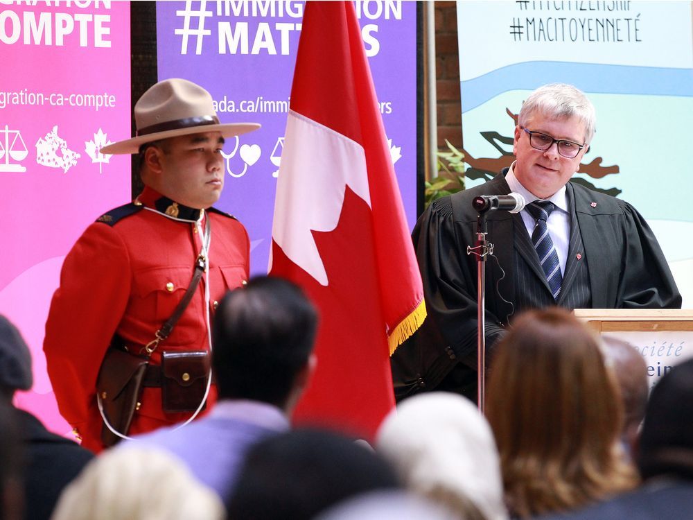 New Canadians celebrate journey with oath of citizenship | Windsor Star