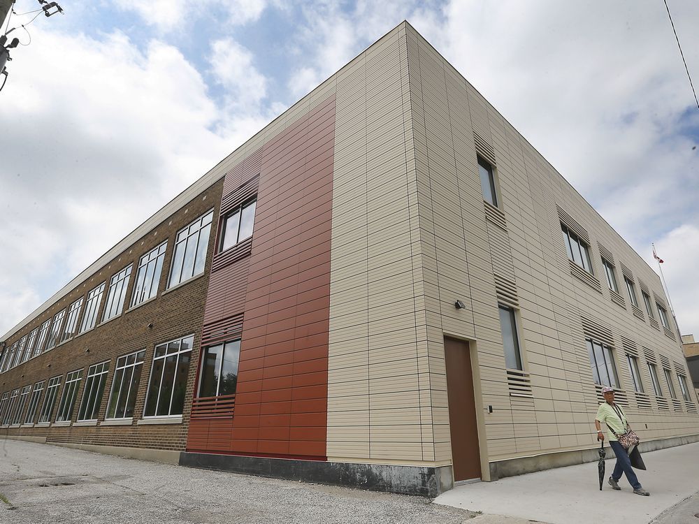 Shuttered downtown tax building not in danger of collapse, feds say ...