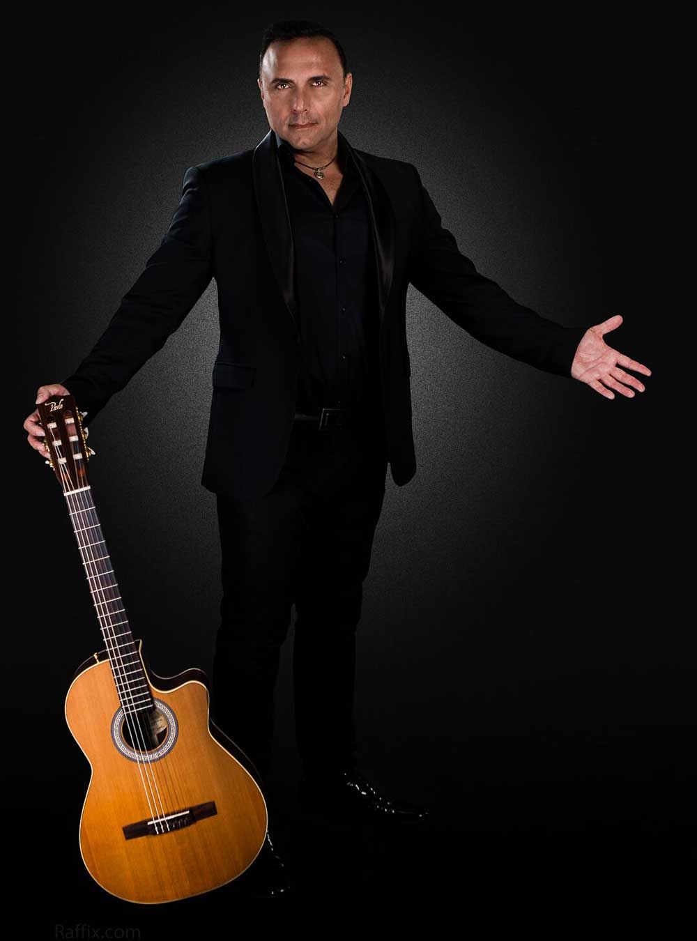 Mediterranean guitarist Pavlo returns to Chrysler Theatre Oct. 25 ...