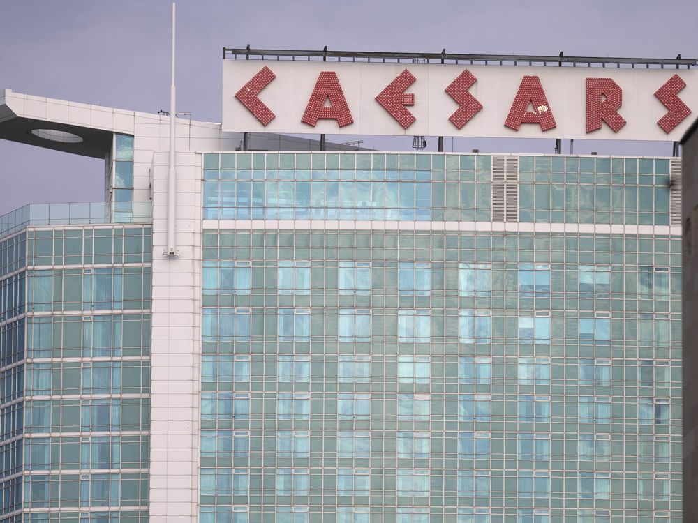 Caesars Windsor set to reopen to invited guests Oct. 8 | Windsor Star