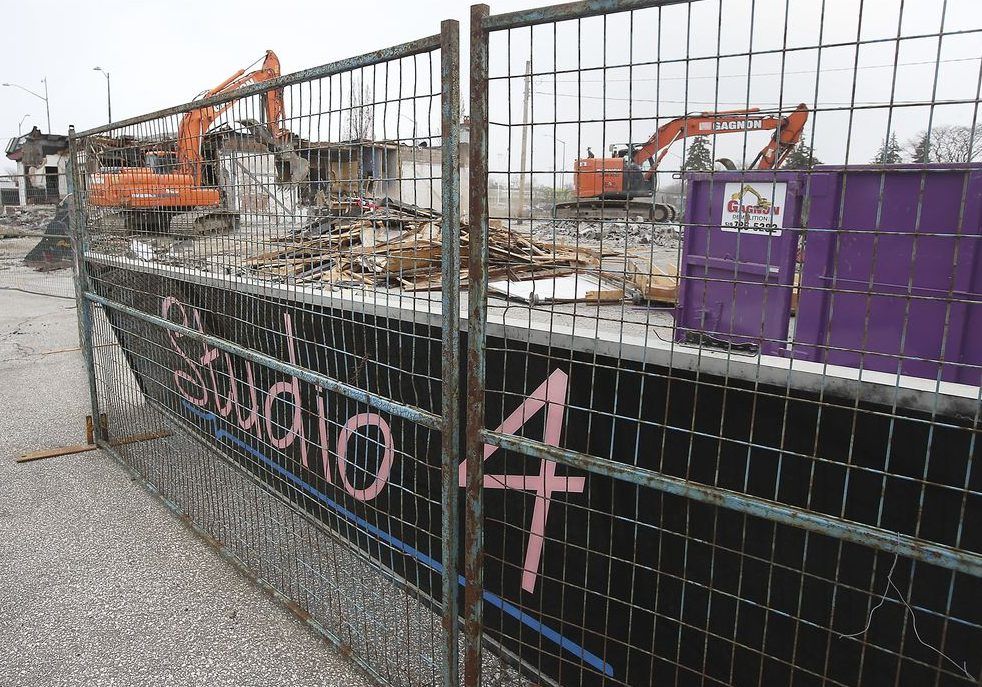 Photos: Stripping bare the past | Windsor Star