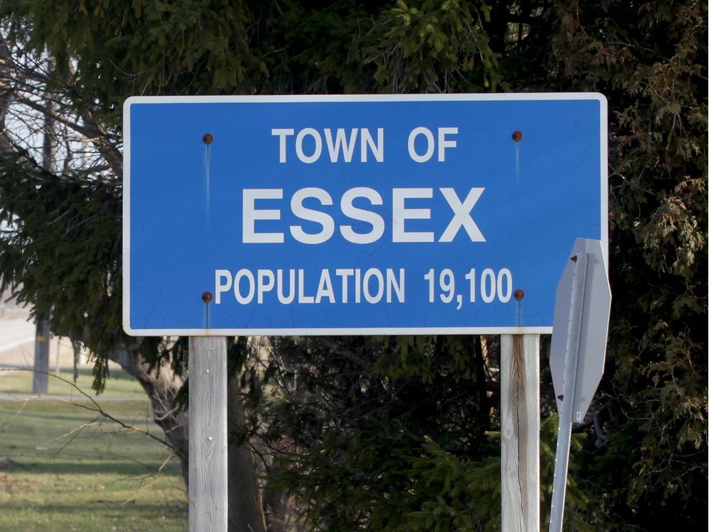 Essex unveils latest historical interpretive plaque | Windsor Star