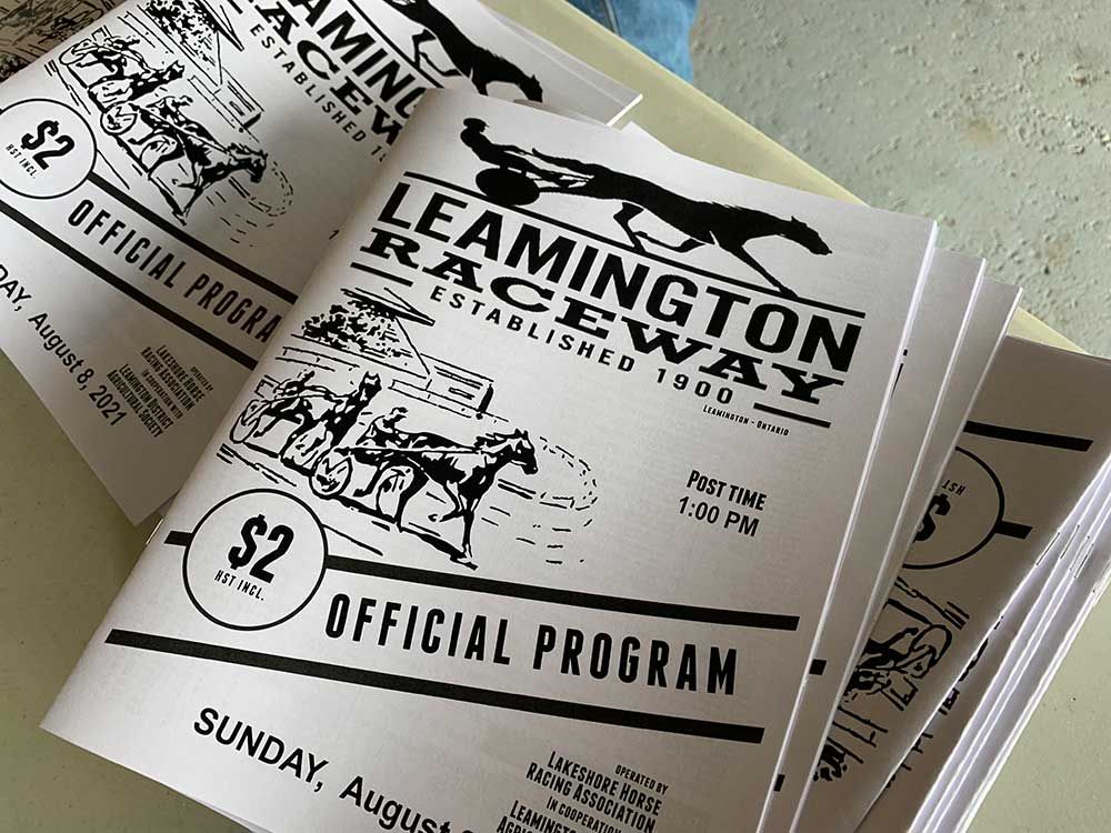Leamington Raceway welcomes crowd for start of harness racing season ...