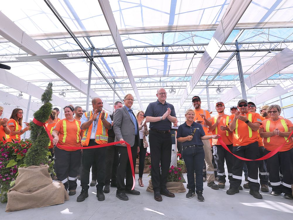 City unveils new greenhouse at Jackson Park | Windsor Star