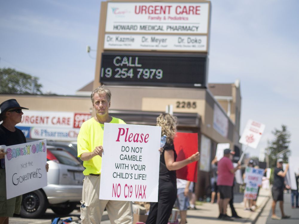 Windsor health leaders defend doctor targeted by anti-vax protest ...