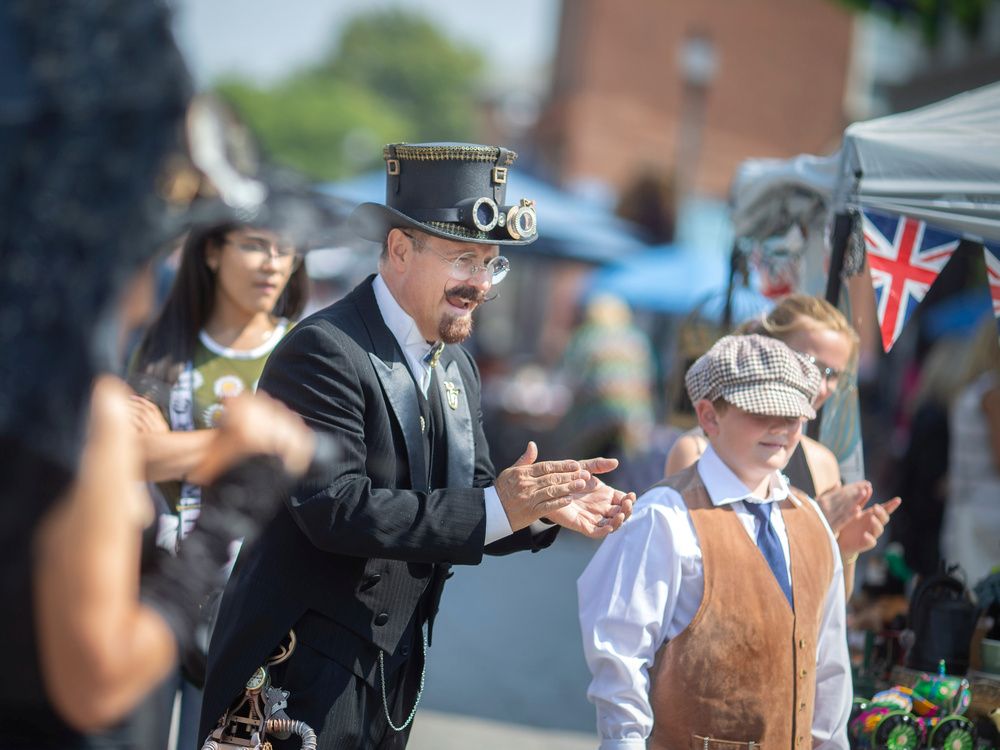 Magical merrymaking takes over Amherstburg | Windsor Star