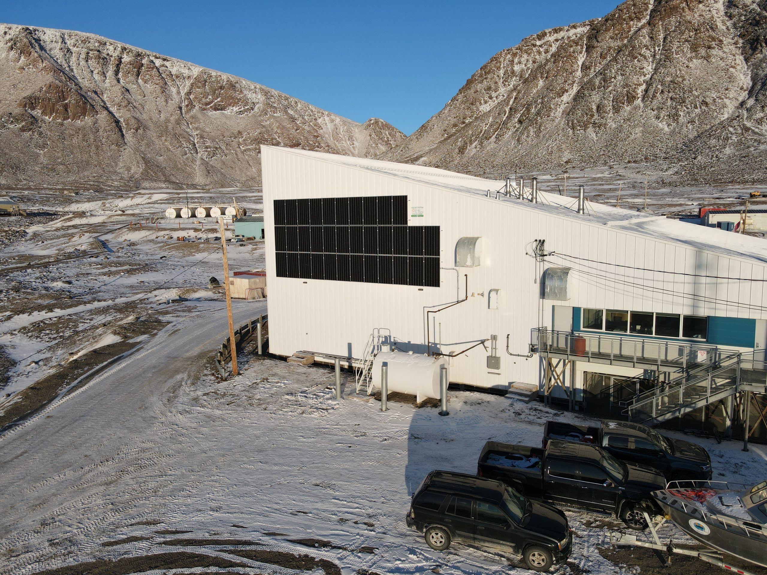 Windsor company sells High Arctic hamlet on solar power | Windsor Star