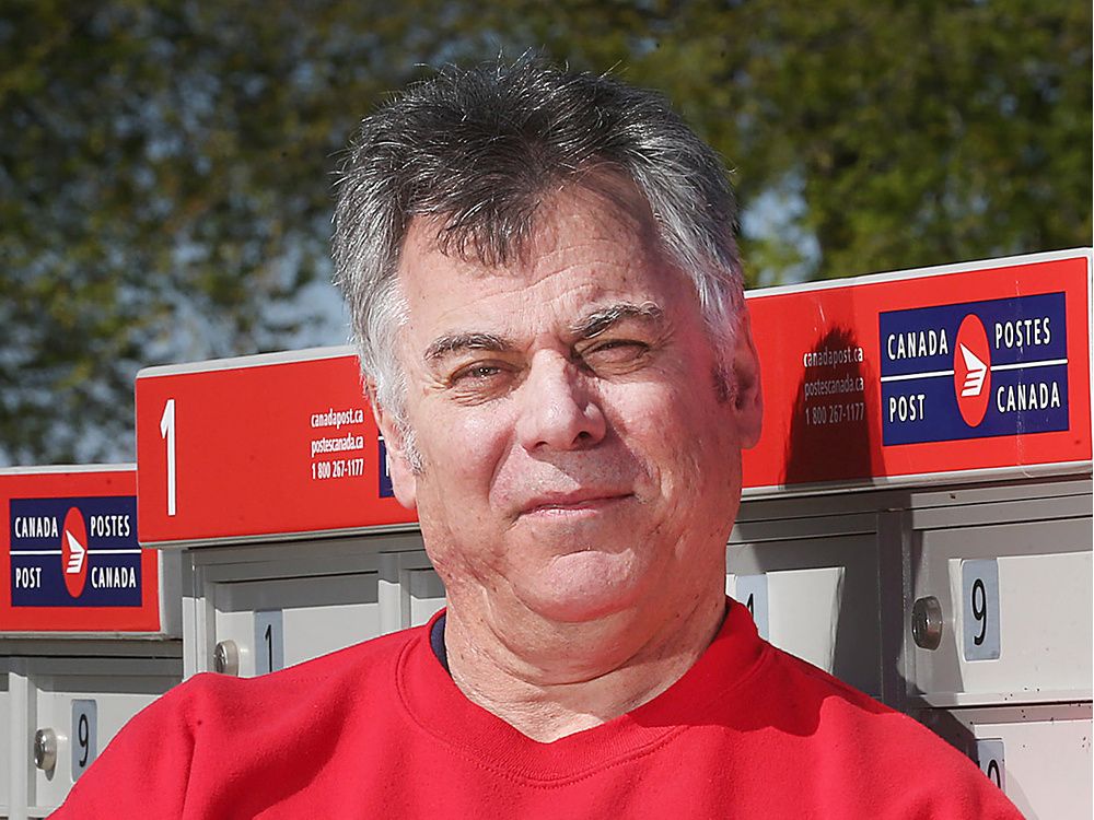 Lyons instrumental in postal workers union fundraising for United Way ...