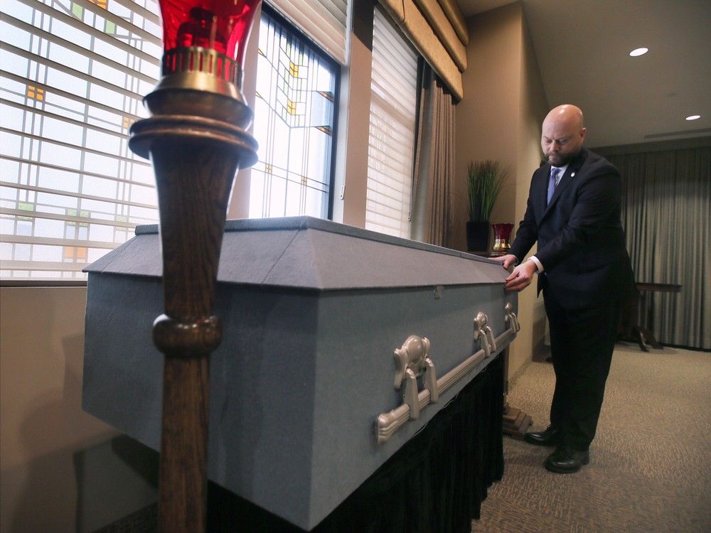 Laying Windsor’s unclaimed bodies to rest: 'Their life matters ...