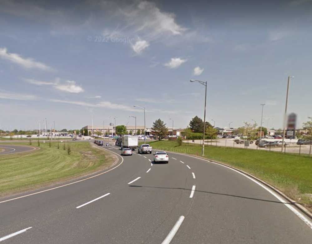 Windsor police seek witnesses after critical injury on E.C. Row ...