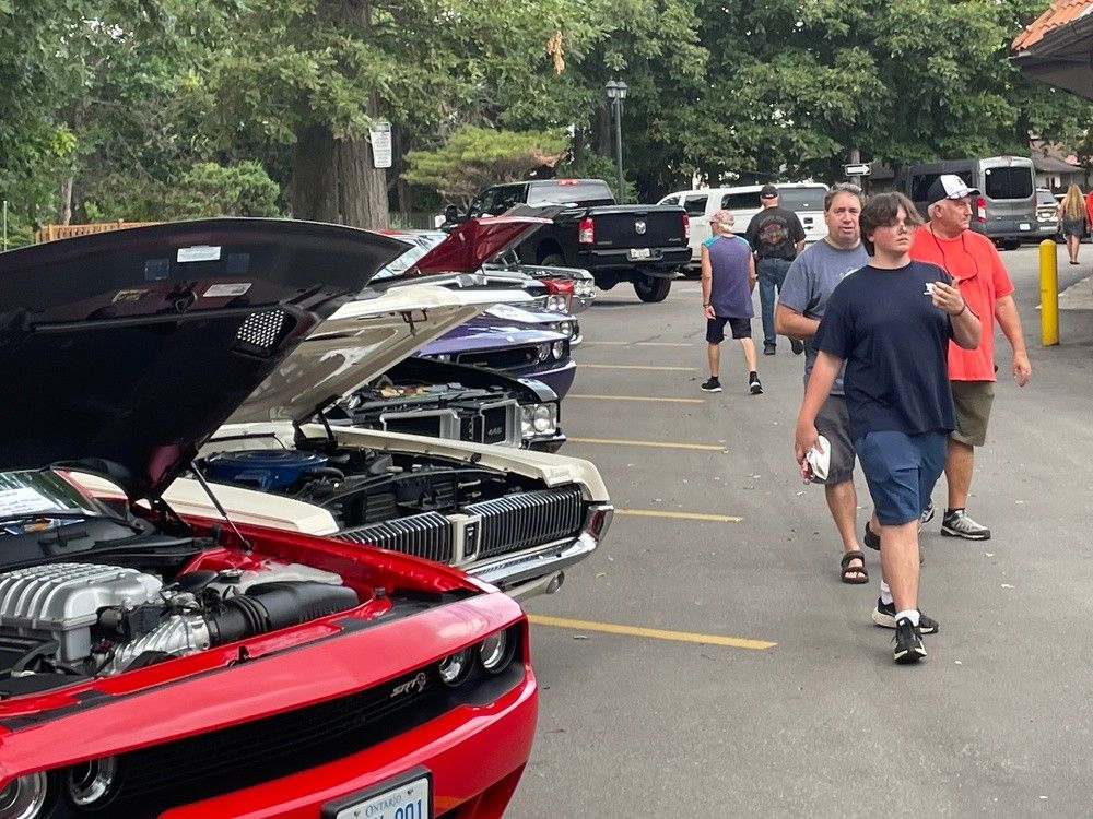Car show draws big weekend crowd to Fogolar Furlan Club | Windsor Star