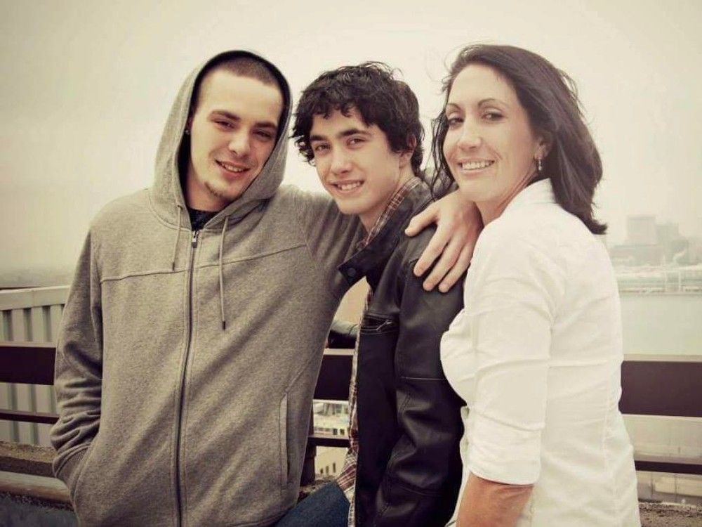 Windsor mother struggles with grief and loss in the opioid epidemic ...