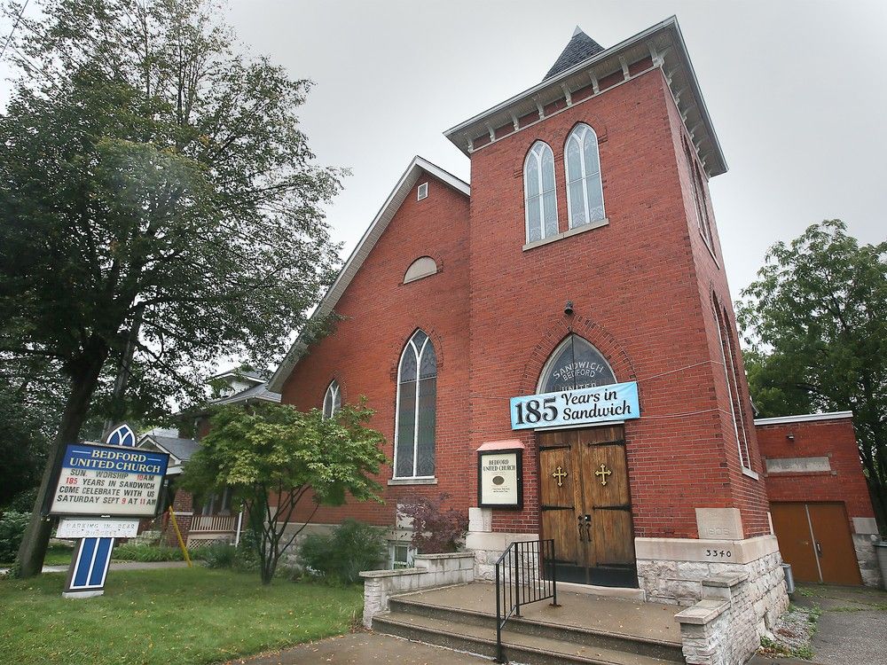 Rum runners, gun-toting preachers: Sandwich church celebrates 185th ...