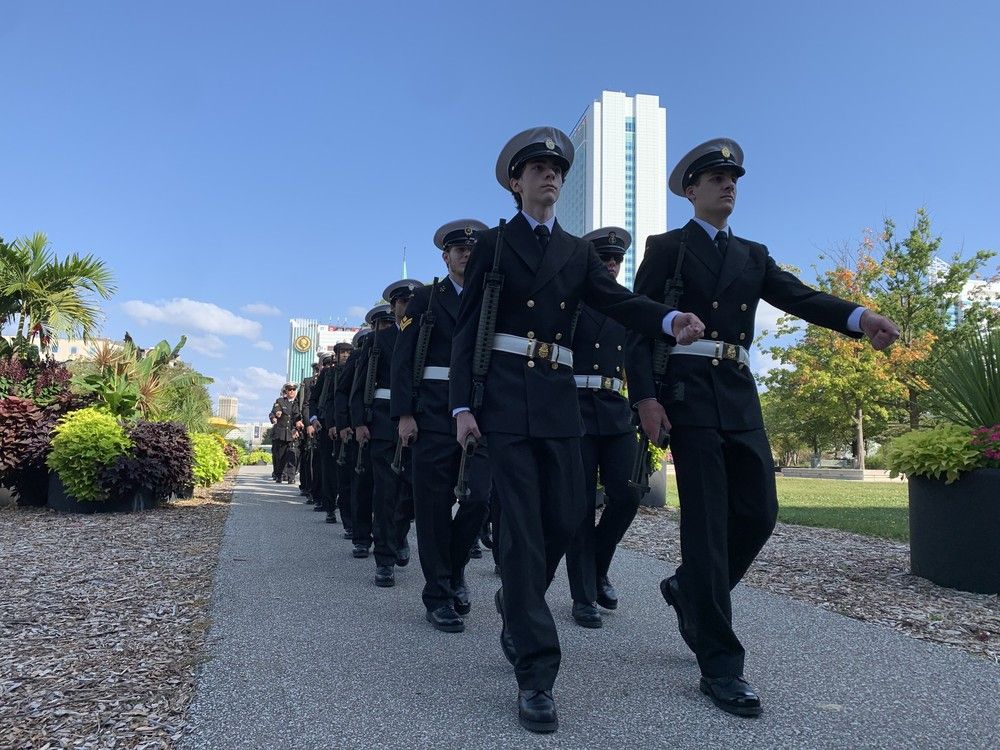 HMCS Hunter recognized during Freedom of the City in Windsor | Windsor Star