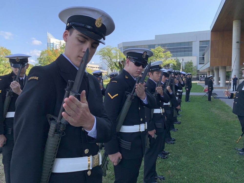 HMCS Hunter recognized during Freedom of the City in Windsor | Windsor Star
