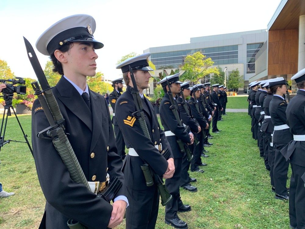 HMCS Hunter recognized during Freedom of the City in Windsor | Windsor Star