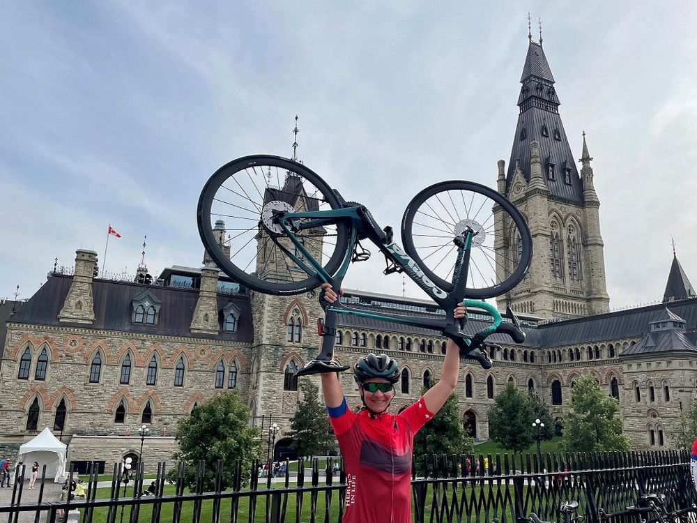Essex County OPP officer pedals 700 km on Ride to Remember | Windsor Star