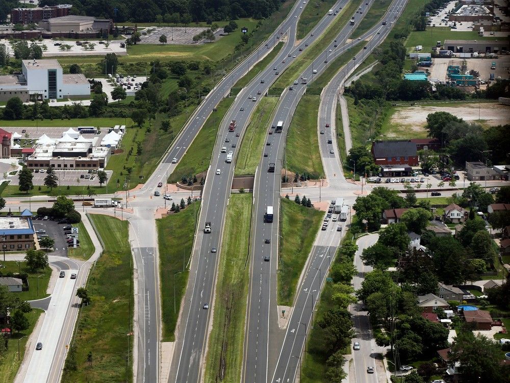 Grass cutting along E.C. Row to last until early November | Windsor Star