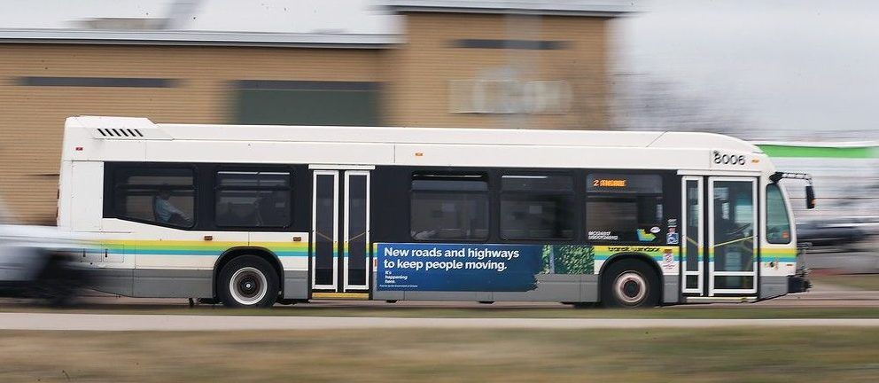 Windsor offers warming bus to help homeless people | Windsor Star