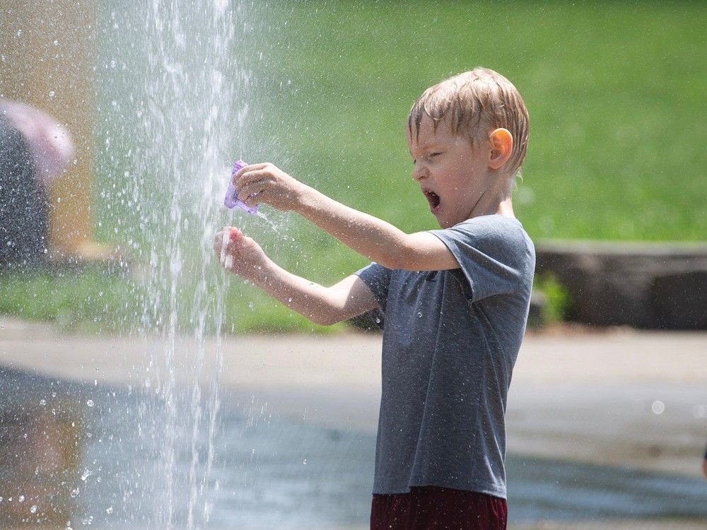 Heat wave relief after City of Windsor opens splash pads | Windsor Star