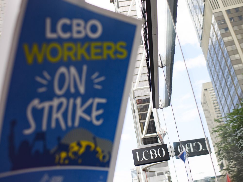 Ontario further speeds up alcohol expansion amid LCBO strike | Windsor Star