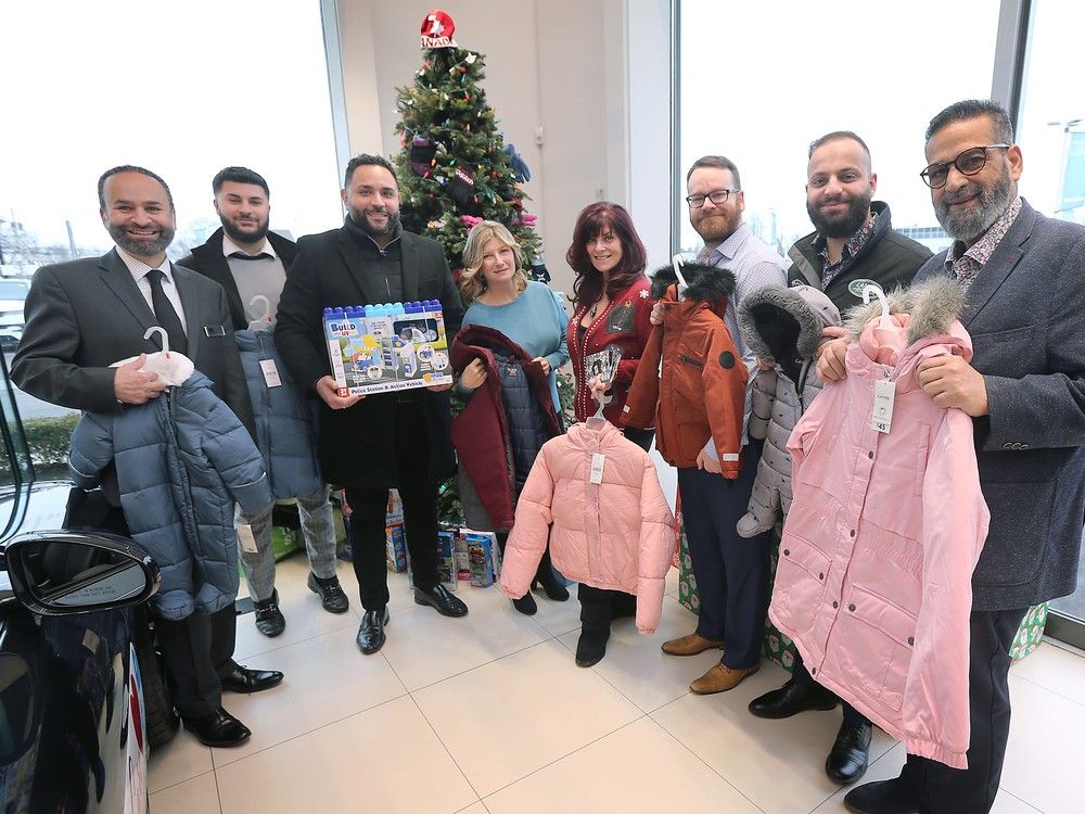Car dealership donates winter gear to Windsor-Essex Children's Aid ...
