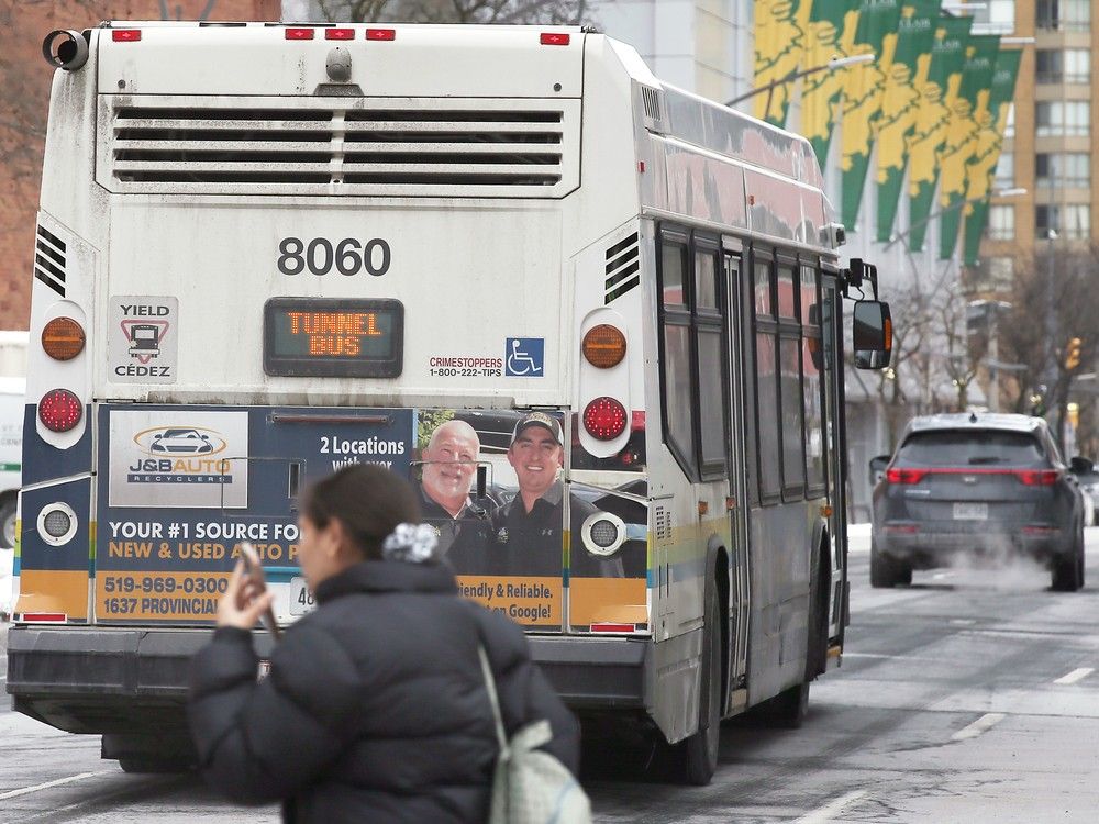 End of road for Windsor-Detroit tunnel bus after city council vote ...