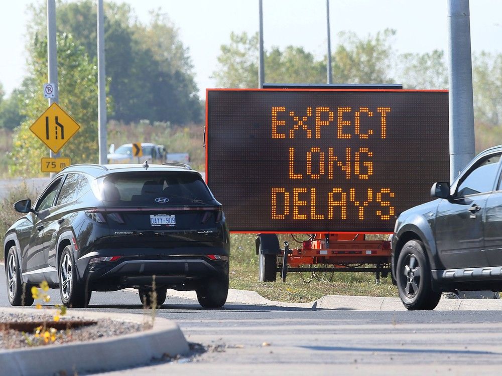 Traffic woes hit Banwell Road and E.C. Row Expressway area | Windsor Star