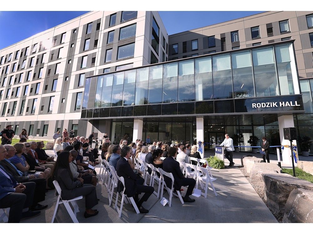 uWindsor opens Rodzik Hall student residence | Windsor Star