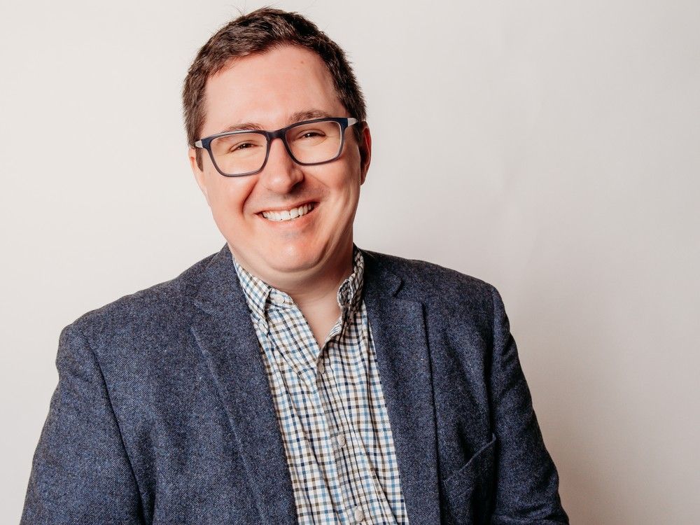 St. Clair grad, engineer, advocate for the Deaf wins Premier’s Award ...