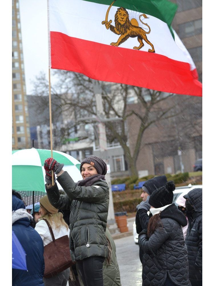 Windsor protestors decry Iran's oppressive regime | Windsor Star